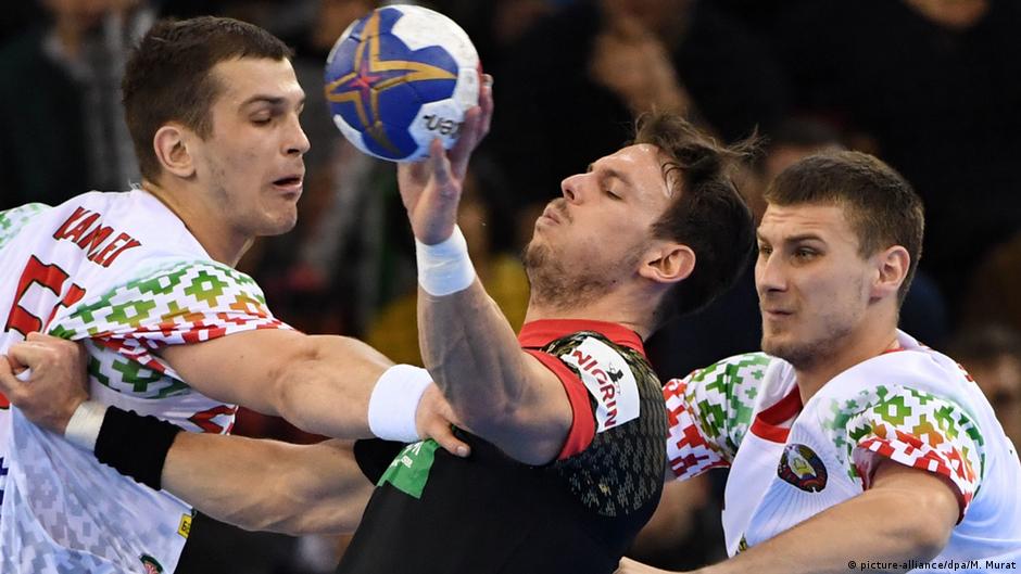 Germany make it four wins from four in World Handball – DW – 01/18/2017