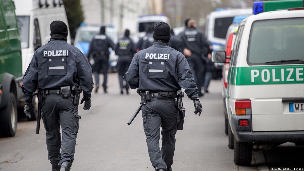 German police raids net terror suspects