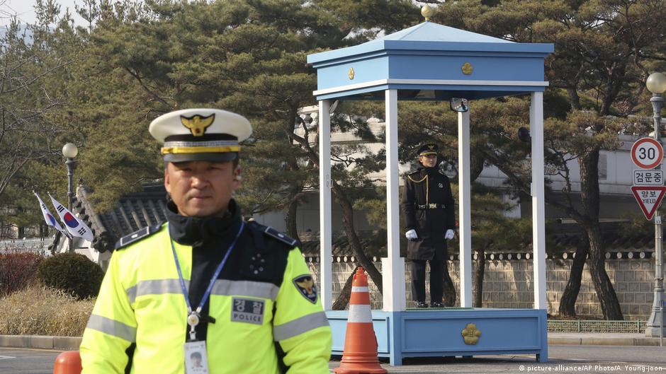 Seoul blocks search – DW – 02/03/2017