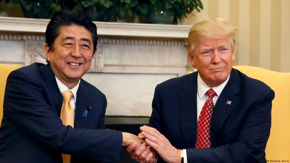 Trump, Abe commit to closer ties – DW – 02/10/2017