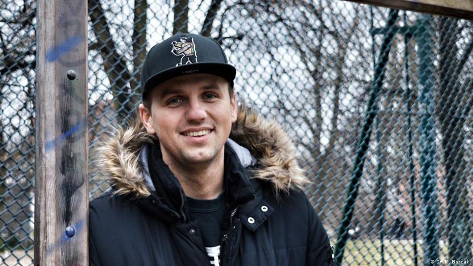 Sanel Begzadić - mladi srebrenički fudbaler u Berlinu – DW – 17.02.2017