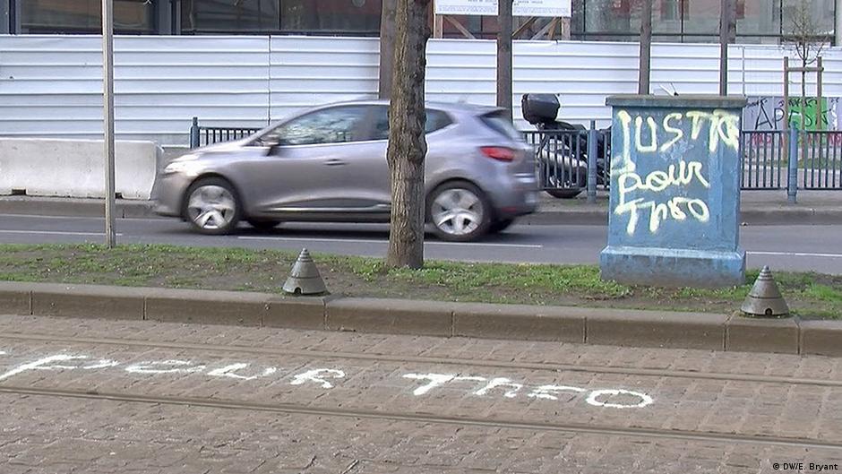 French suburbs rage against police – DW – 02/18/2017