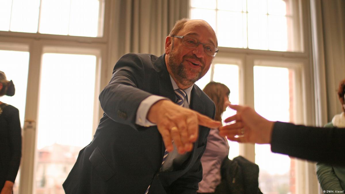Up close and personal with Martin Schulz – DW – 02/22/2017