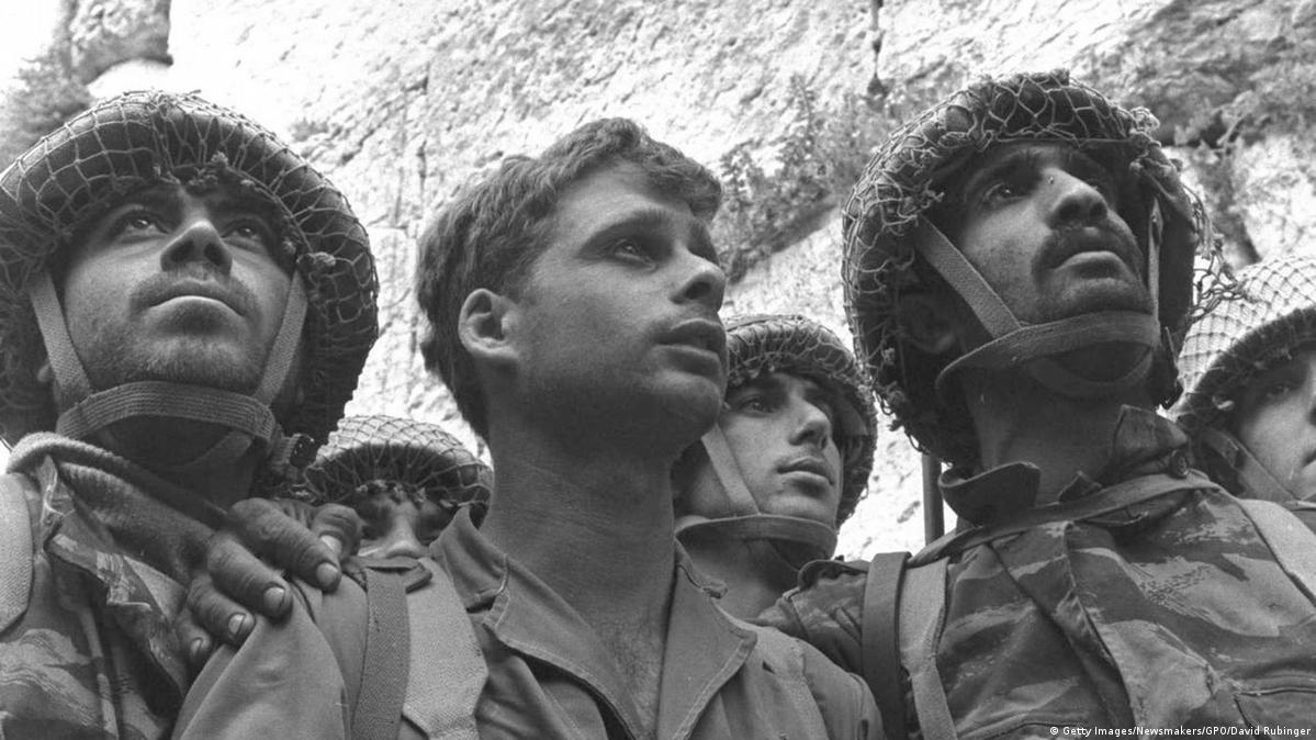 The works of Israeli photographer David Rubinger