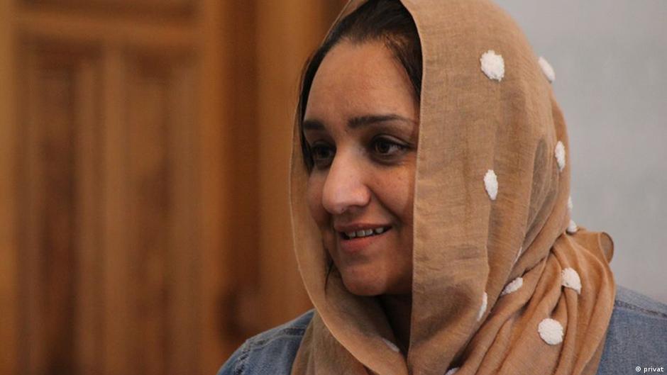 'Journalism became my love story' – DW – 10/17/2017