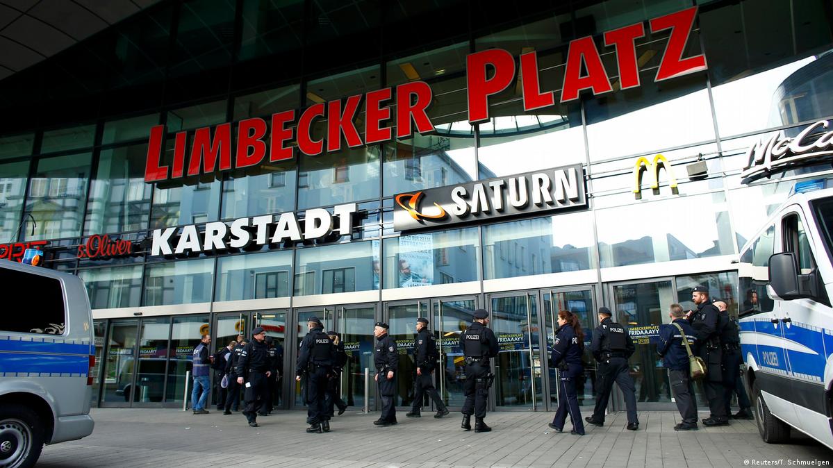 Police make arrests after Essen terror threat