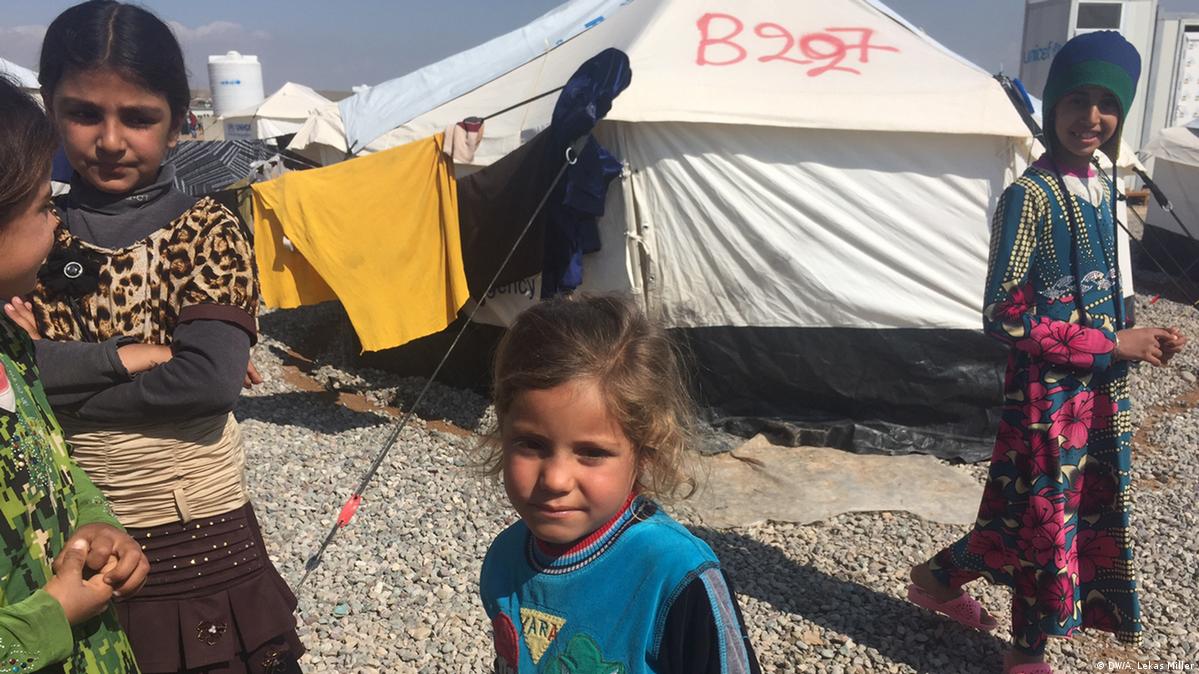 Mosul's refugees safe from 'Islamic State' but homeless