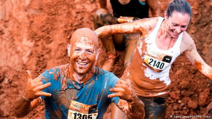 Get muddy! Mud Day in Israel | All media content | DW | 24.03.2017