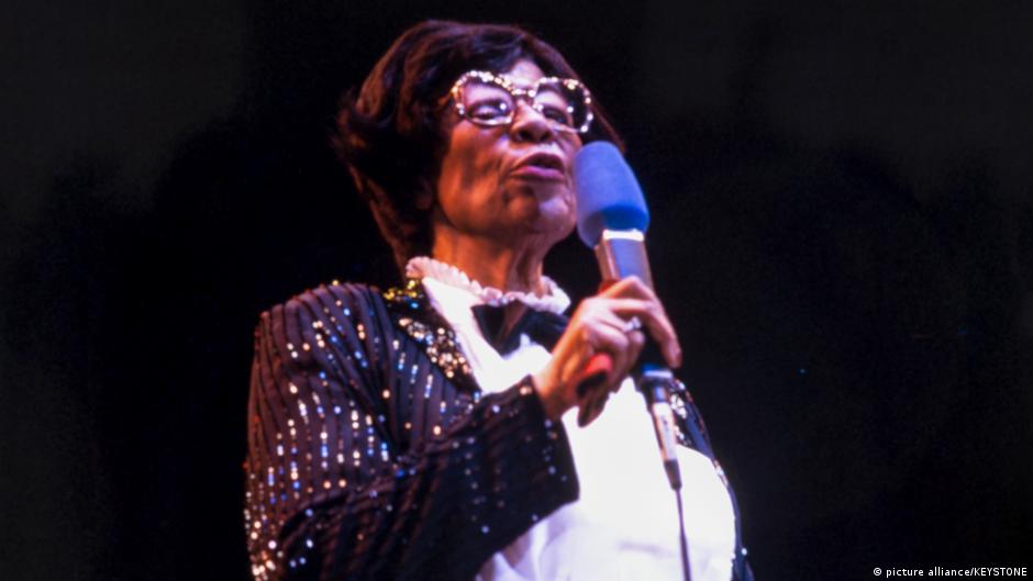 Ella Fitzgerald's career in pictures – DW – 04/25/2017