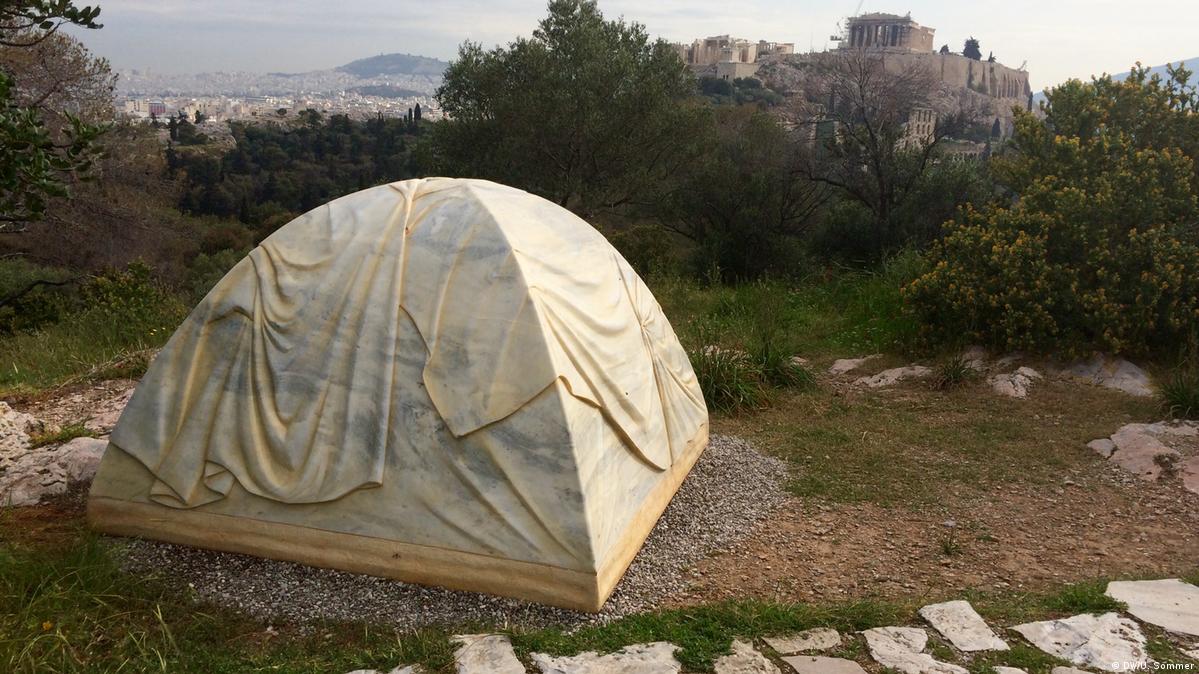 Documenta 14: Learning from Athens – DW – 04/10/2017