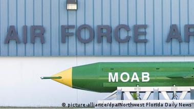 What makes MOAB the Mother of All Bombs? – DW – 04/14/2017