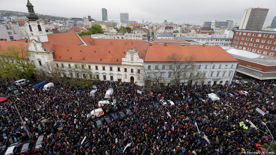 Proteste in Bratislava gegen Korruption – DW – 18.04.2017