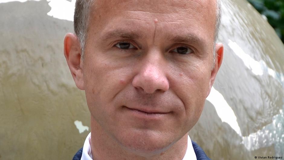 Evan Ellis: “Venezuela es pasar hambre o luchar” – DW – 05/05/2017