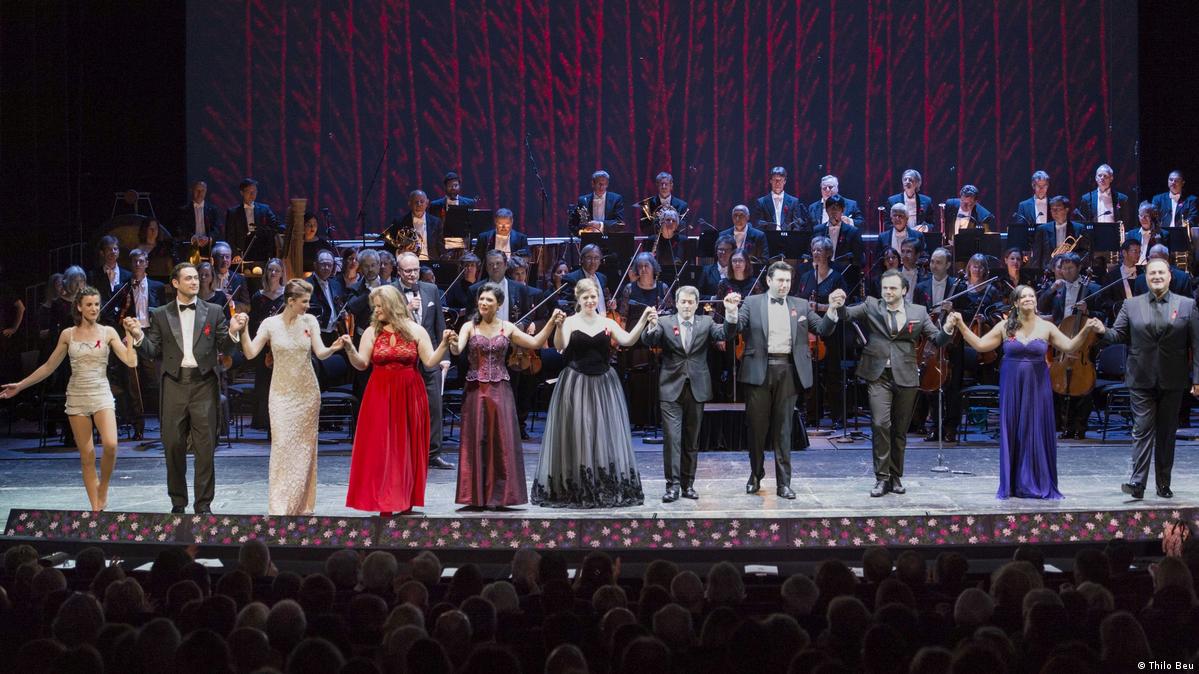 Bonn opera gala: Singing for a good cause – DW – 05/24/2017