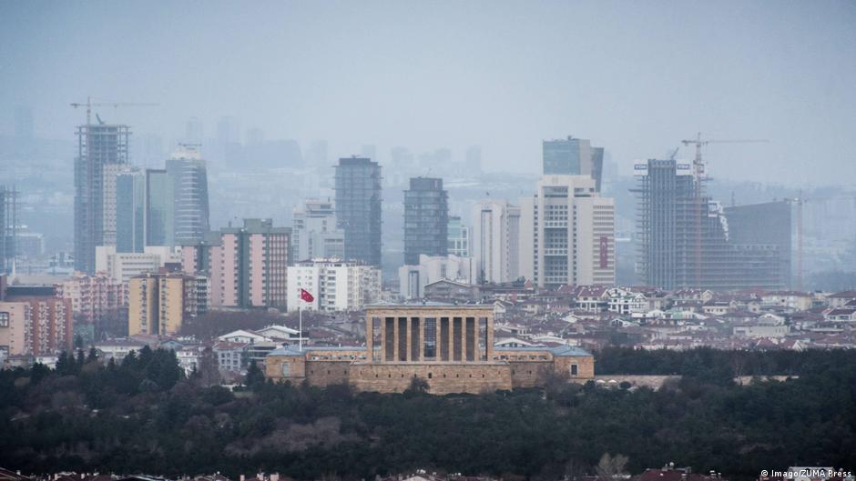 Η Άγκυρα μεταξύ Ρωσίας και ΗΠΑ