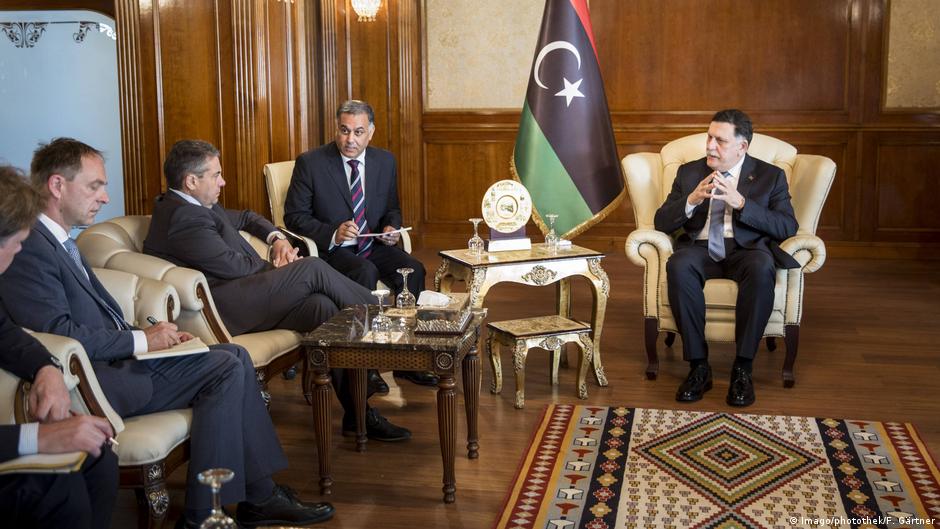 Germany's Gabriel makes surprise visit to Libya – DW – 06/08/2017