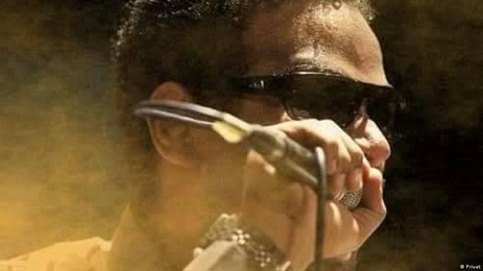 Egyptian rappers fight against censorship – DW – 06/11/2017