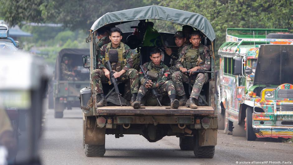Dozens of 'dead bodies' seen in besieged Marawi – DW – 06/15/2017