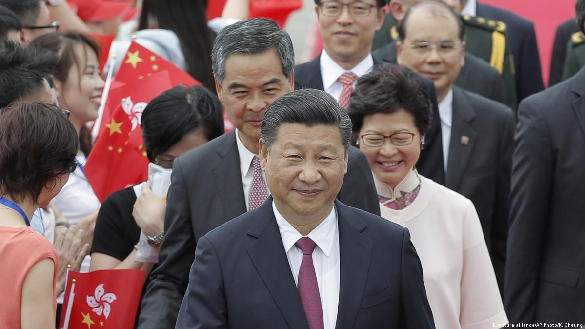Xi warns of 'red line' at Hong Kong ceremony – DW – 07/01/2017
