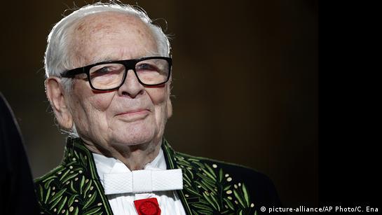 Pierre Cardin turns 95 – DW – 06/30/2017