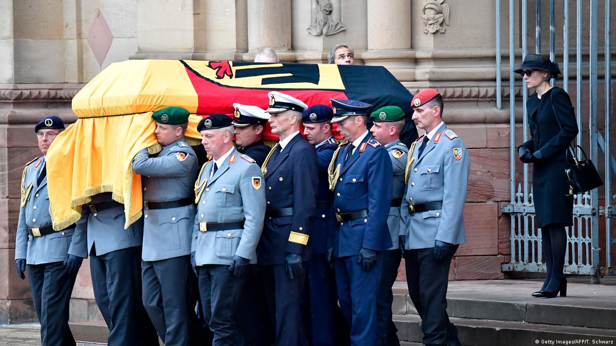 Helmut Kohl funeral - live updates +++ – DW – 07/01/2017