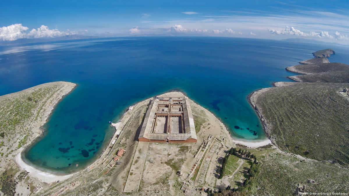 Yaros, the forgotten prison island