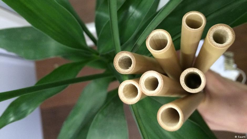 Drinking with bamboo – DW – 07/13/2017