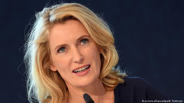 Older women rare on German TV, says study – DW – 07/13/2017