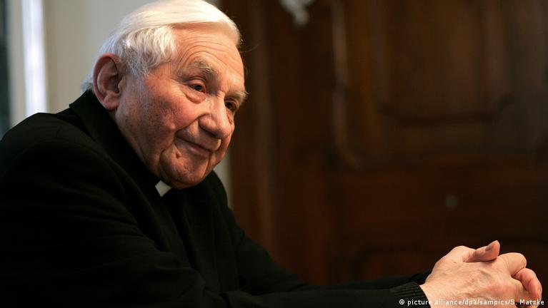 Georg Ratzinger: Ex-Pope Benedict's brother dies – DW – 07/01/2020