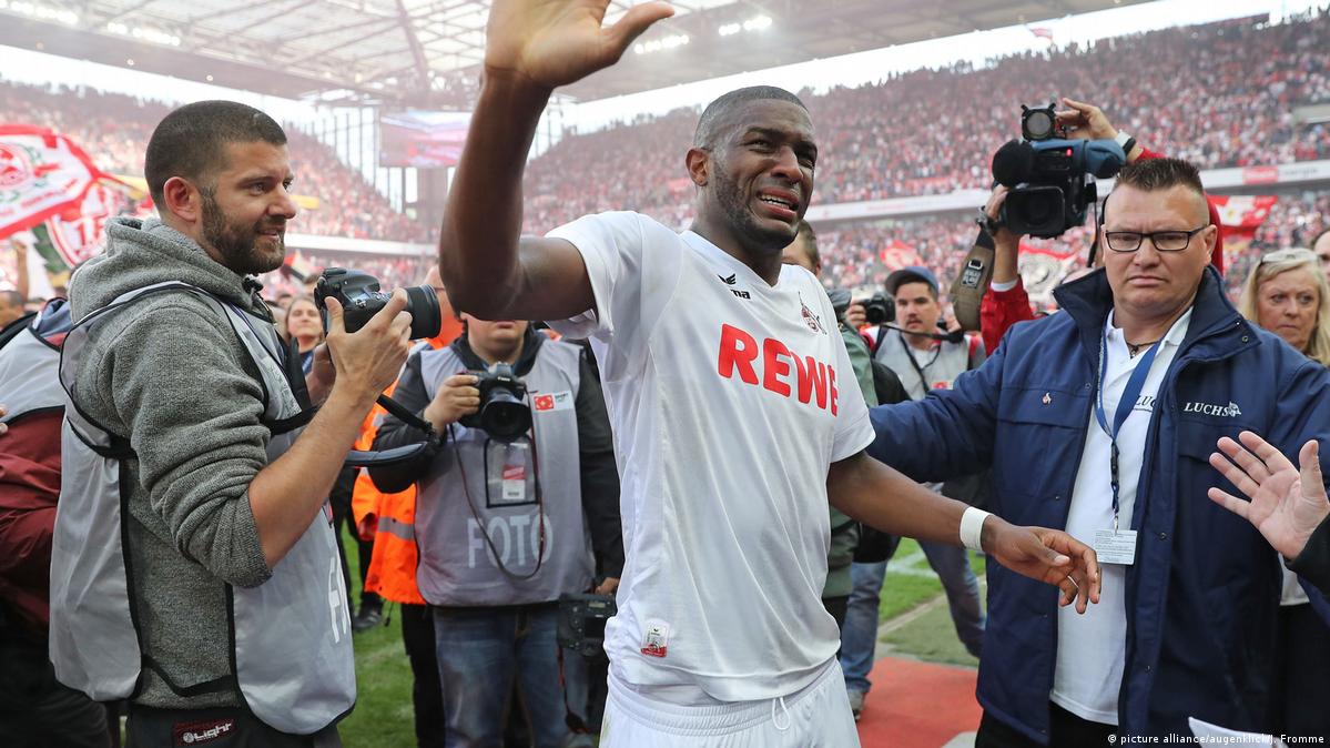 Life behind the lens: The world of a sports photographer – DW – 07/20/2017