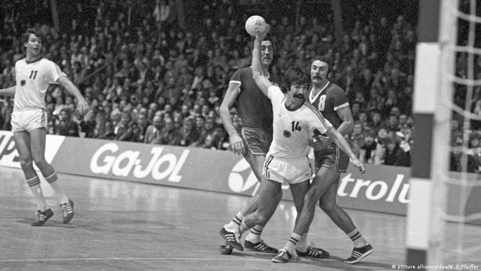Handball: In Deutschland erfunden - in der Welt gespielt | Sport | DW ...