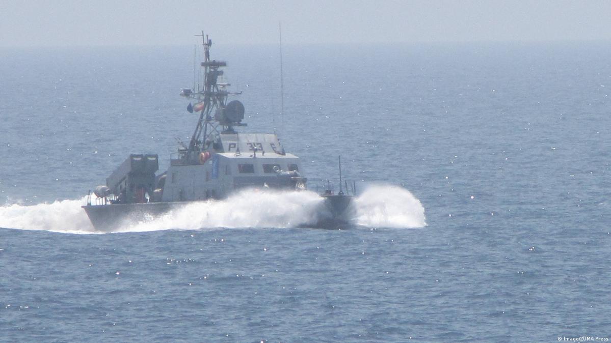 Iran detains Panama tanker over alleged oil smuggling