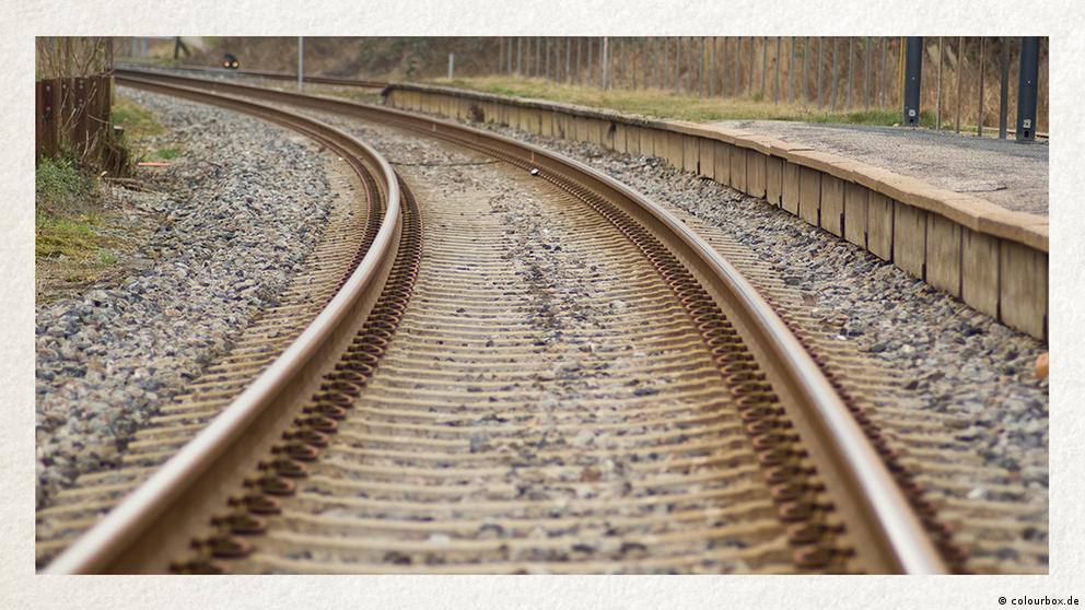 Vocabulary | Bahnreisen | DW Learn German