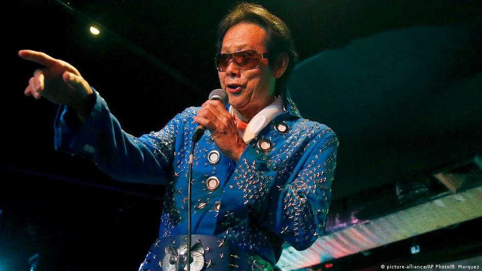 Elvis in Asia contest: In pictures – DW – 08/20/2017