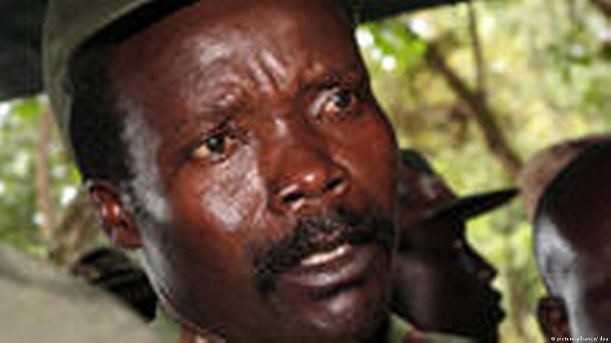 Criancas Kony EUA Dão Recompensa Por Informações Humorista Acusado
