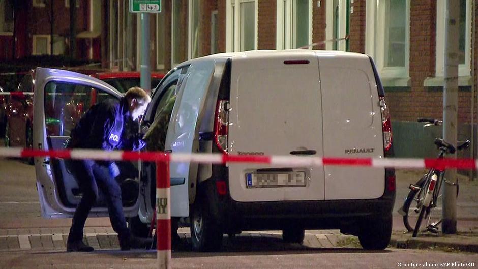 Arrests in Rotterdam after terror scare cancels concert – DW – 08/24/2017