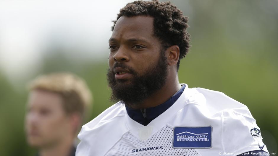Black NFL player's run-in with Las Vegas police