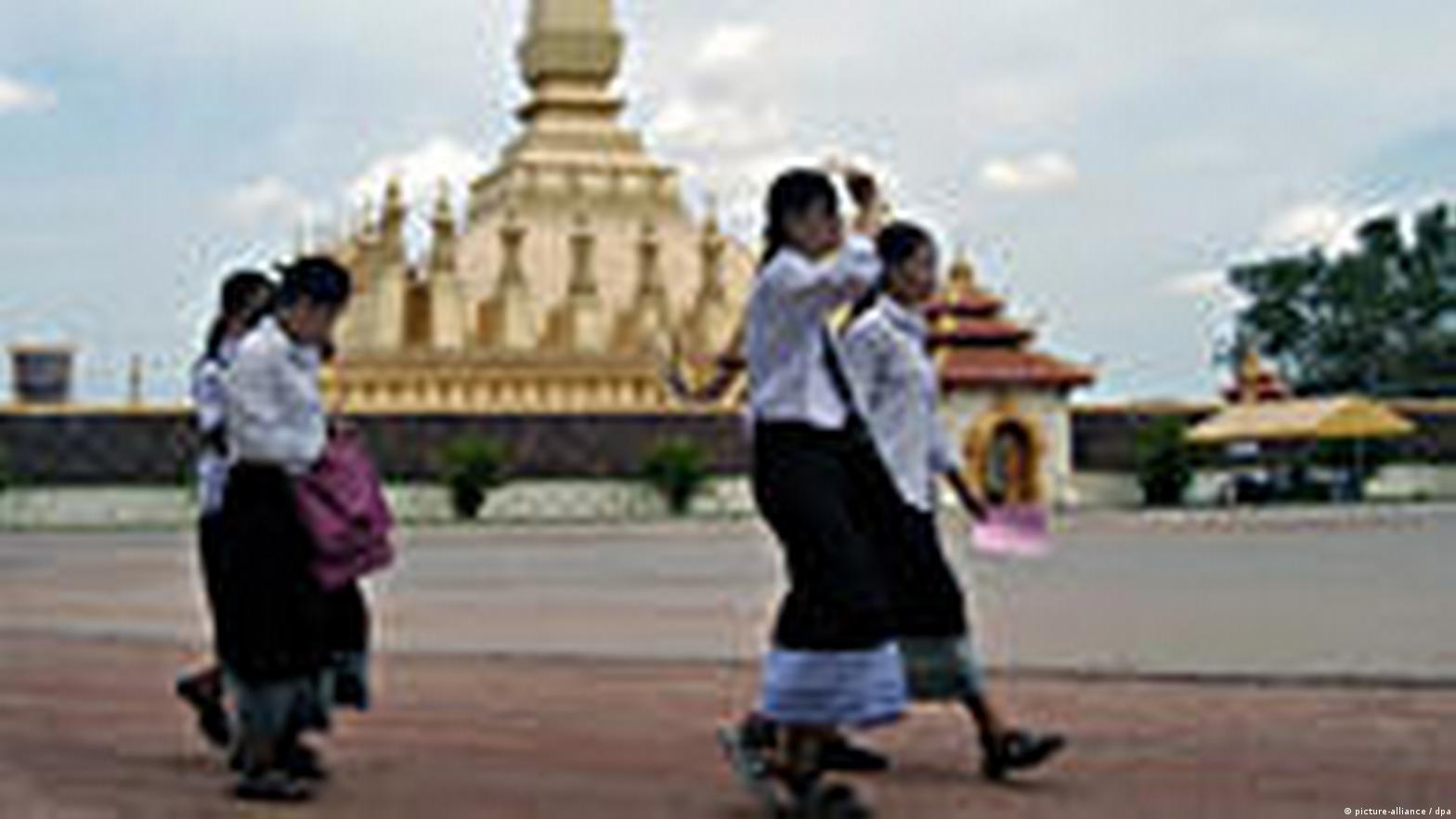 Laos: Citizens' Radio