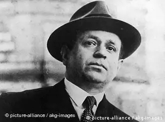 „Deutsche Klassiker“: Podcast-Reihe der Deutschen Welle ...