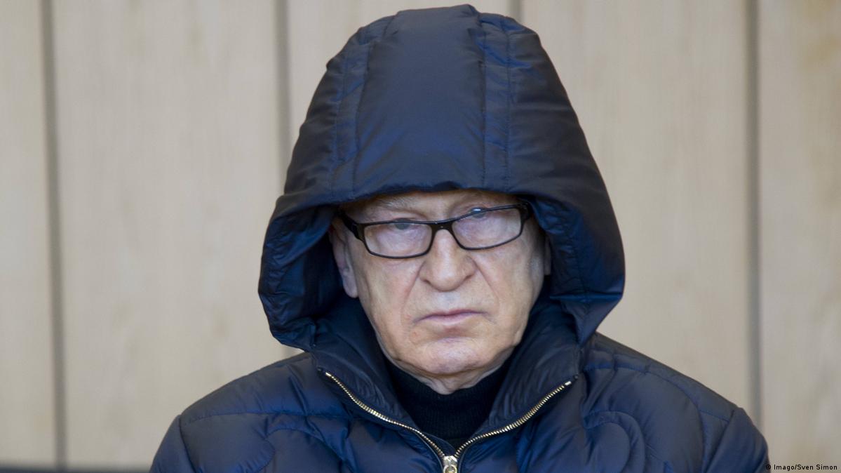 German super spy gets suspended sentence for tax fraud – DW – 10/05/2017