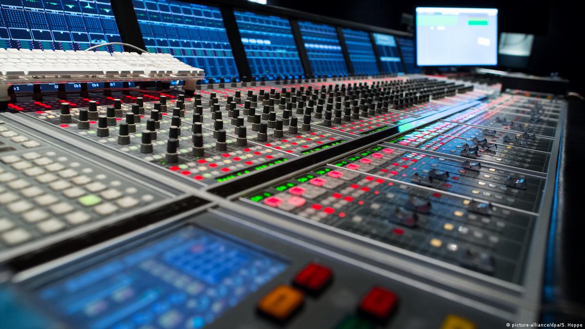 Will AI change the future of music? – DW – 10/19/2017