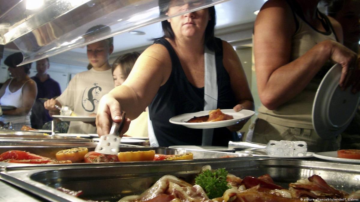 Spain: 800 Britons fake food poisoning claims