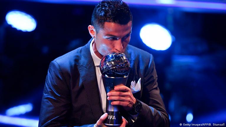 CR7 crowned 'The Best' by FIFA – DW – 10/23/2017