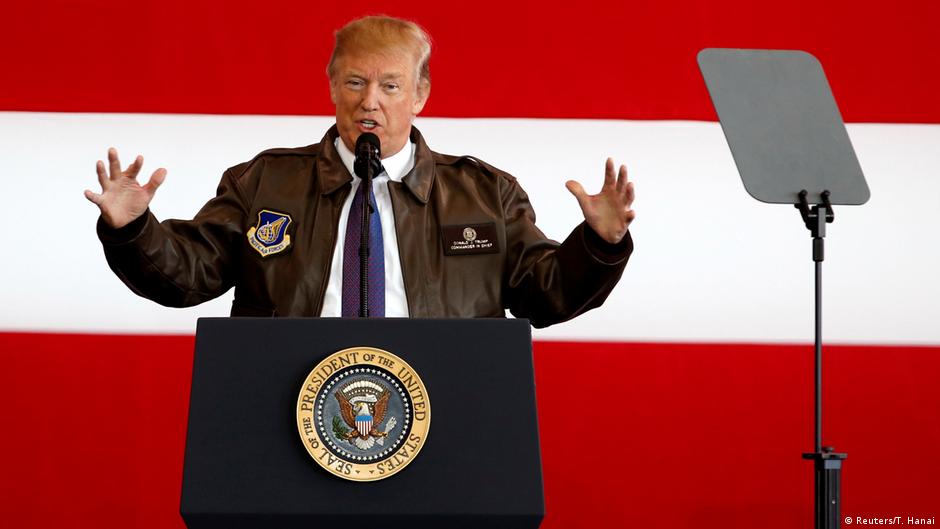 Trump lands in Japan to begin Asia tour – DW – 11/05/2017