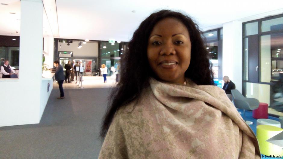 Ivone Soares denuncia "uso abusivo da força policial" – DW – 10/10/2018