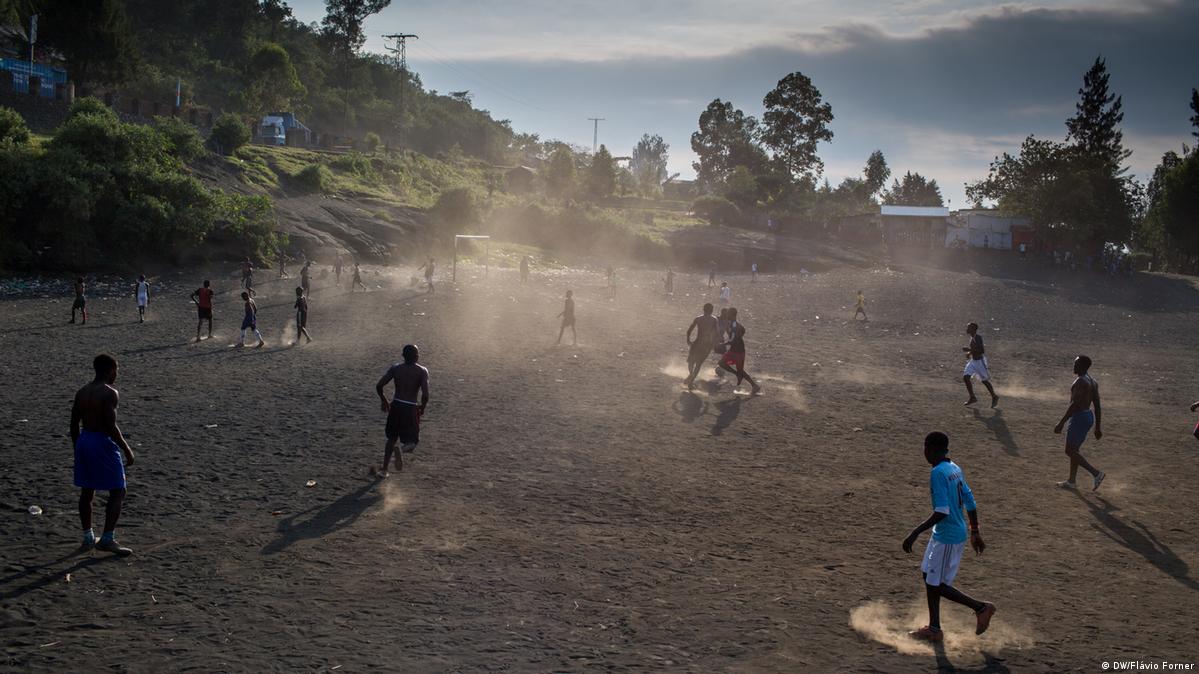 RDC : la vie reprend à Sake, malgré la peur – DW – 30/03/2023