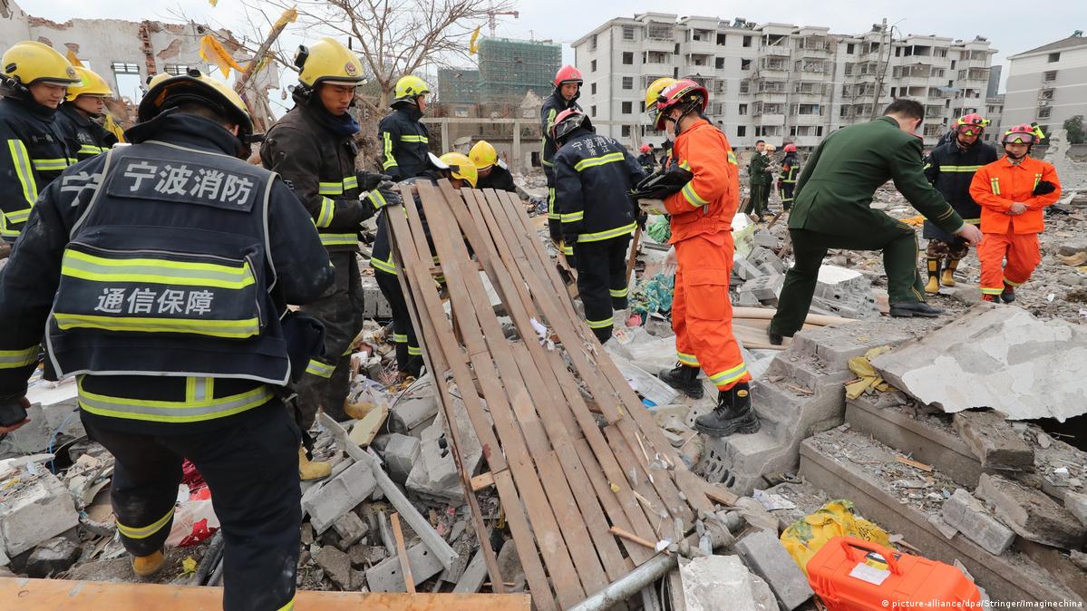 Deadly explosion hits Chinese port city – DW – 11/26/2017