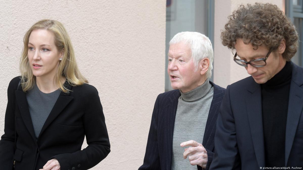 Former Schlecker drugstore owner has his day in court – DW – 11/24/2017