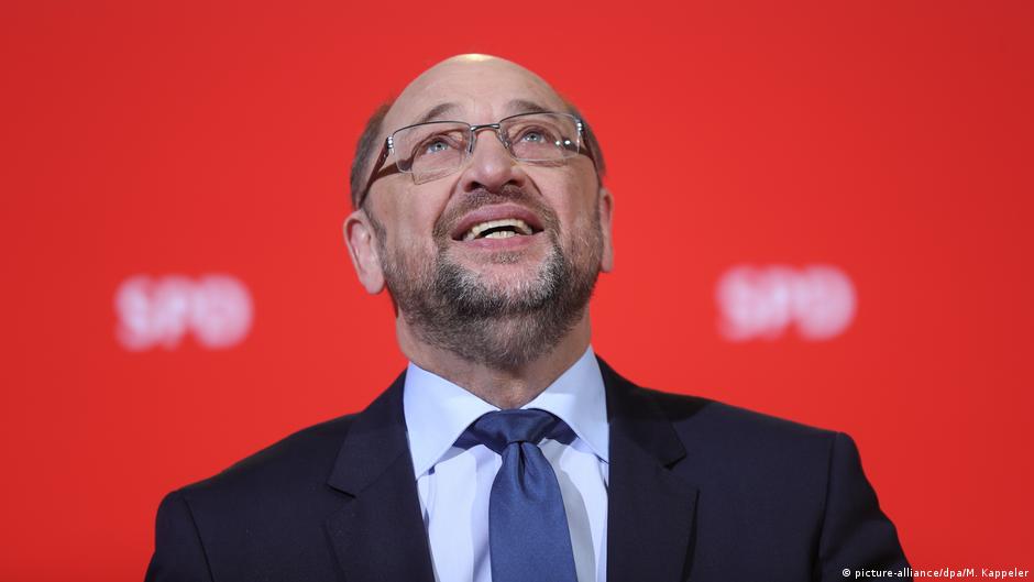 SPD leader Schulz paves way for coalition talks with Merkel – DW – 12 ...