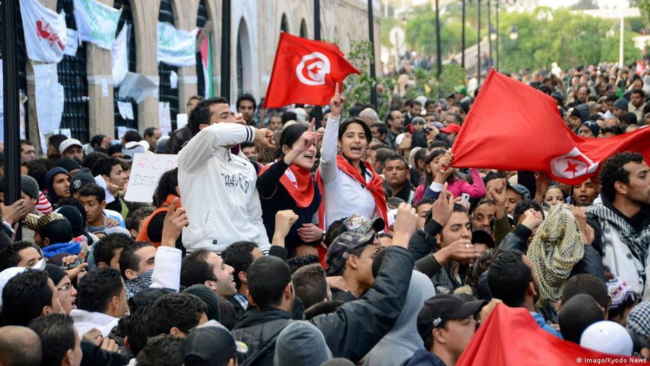 Seven years after Arab Spring, Tunisia's future uncertain – DW – 12/18/2017